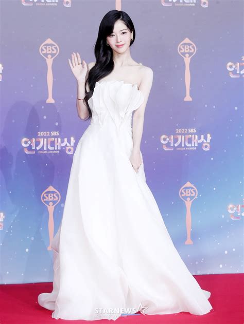 익스트림무비 2022 Sbs 연기대상 레드카펫 노정의 신예은