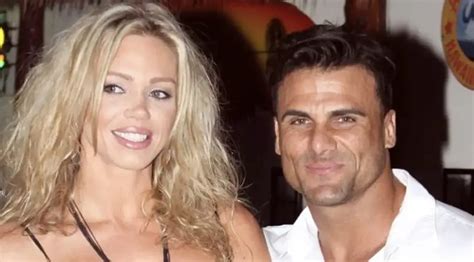 Ex Model Opens Up About Addiction And Homelessness ‘i M In A Lot Of