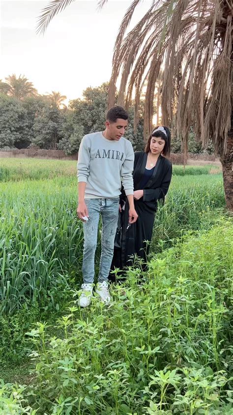 شاب صعيدي يتكلم مع راجل ومراته شوفو الي حصل معاه احمد سمیر ‎احمد