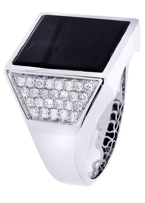 White Gold Mens Diamond Ring 067 Carats 1366 Grams