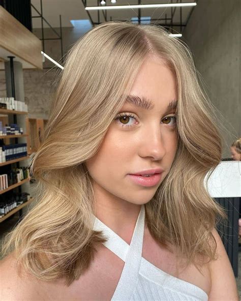 Pin Von Laura Auf Guardado Rápido Haare Frisieren Haare Blond Färben