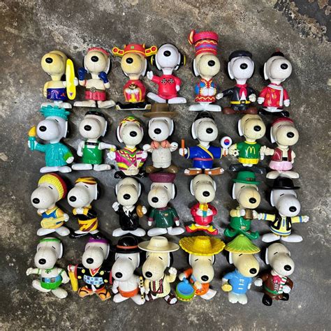 【ready Stock】 Mcdonalds Mcdonald Mcd Mekdi Mcdonalds Happy Meal Snoopy World Tour 2 1999