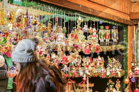 Къде по света Коледата е най вълшебна Crown Jewelry Jewelry