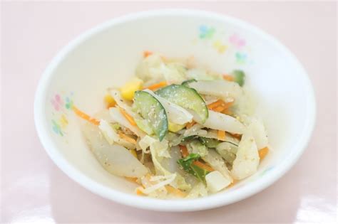 ごぼうのゴマドレサラダ 塩尻市給食レシピサイト こんこんレシピ