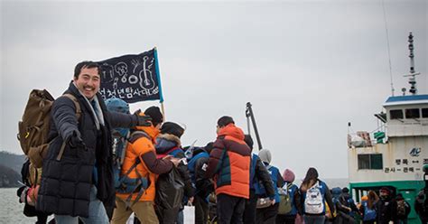 세상 어디에도 없던 쓰레기 줍는 여행