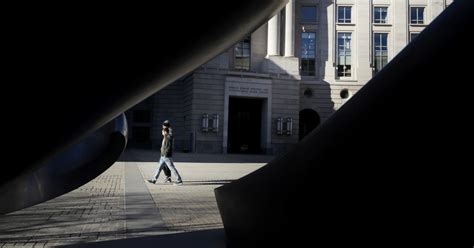 Solarwinds Hackers Are At It Again Targeting 150 Organizations Microsoft Warns