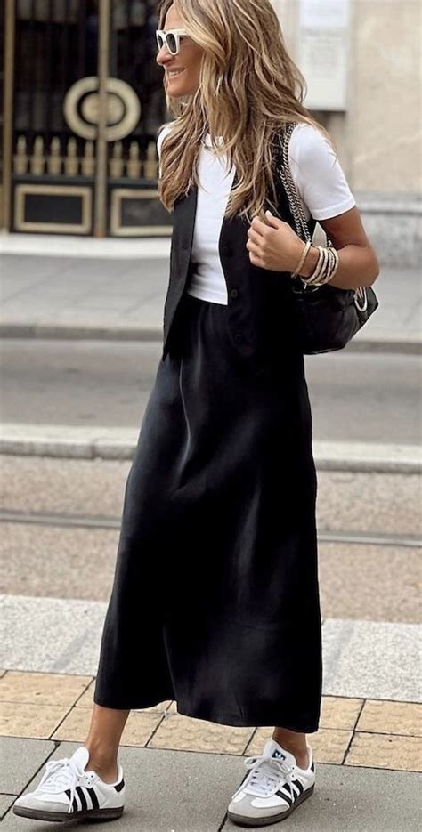 کفش‌های آدیداس سامبا را چگونه ست کنیم؟ ۱۶ ایده برای پوشیدن این دلبرهای