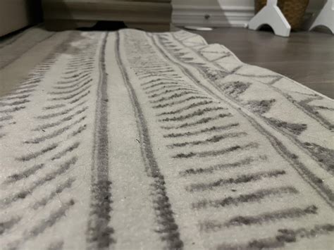 How to fix ripples in rug : r/fixit