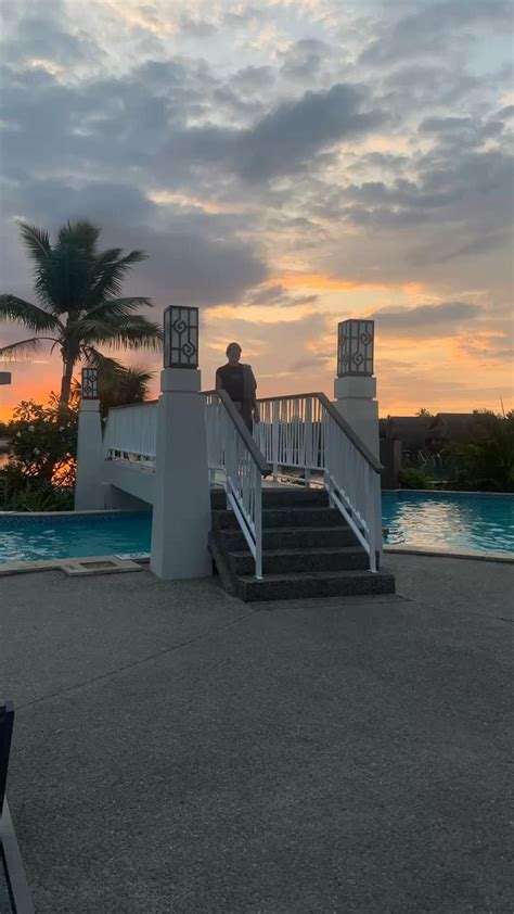 Basic Aussie Girl Summer