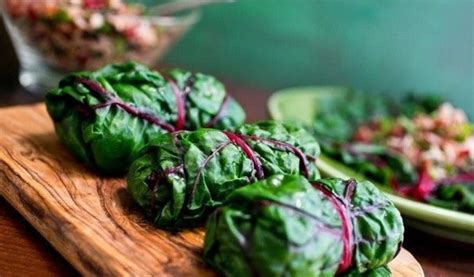 საზაფხულო ტოლმა ჭარხლის ფოთლებით