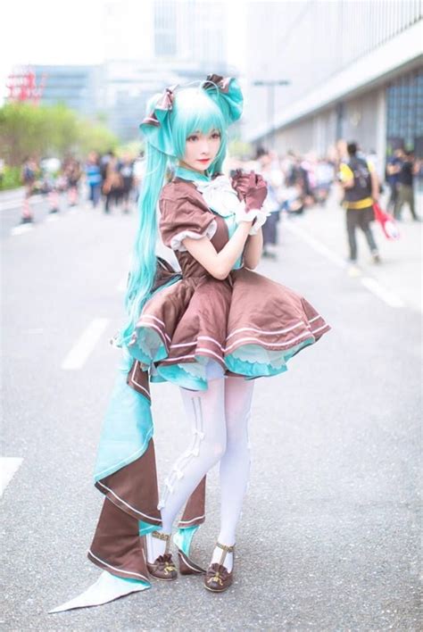 Pinterest Cute Cosplay Cosplay Woman Miku Cosplay