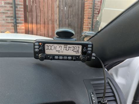 Fit A Dual Band Vhf Uhf Radio To A Car Without Any Soldering Or Hole Drilling Amateur Radio