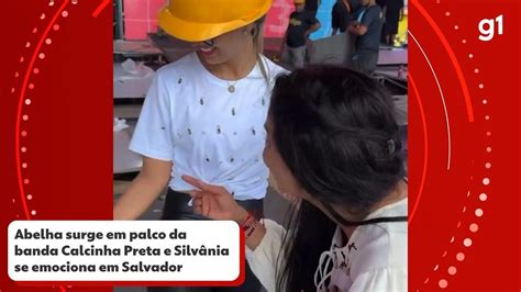 Vocalista Da Calcinha Preta Se Emociona Ao Ver Abelha Em Palco Antes De Gravar Dvd Em Salvador