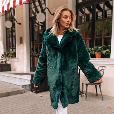 Your_new_look_kiev - .СТАВЬ 🖤 • your_new_look_kiev • Зимняя шубка Ткань ...