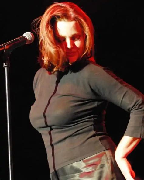 The Hottest Photos Of Belinda Carlisle 12thblog