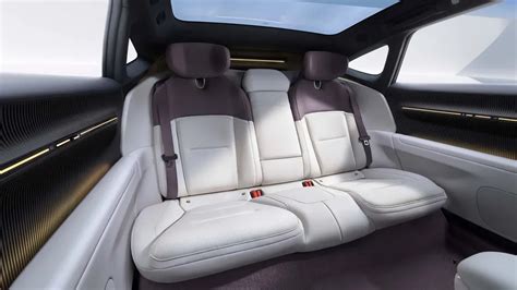 New Avatr 12 2025 Rwd Photos Prices And Specs In Egypt