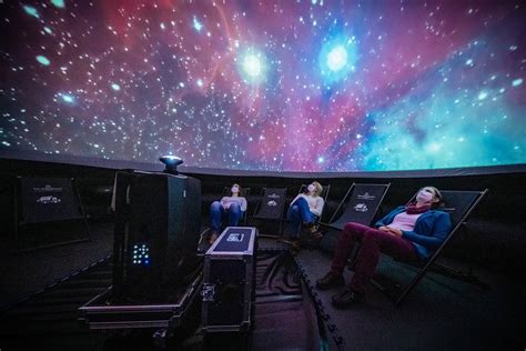Radevormwald erhält Besuch vom mobilen Planetarium