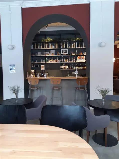 Стол на улице с едой 85 фото