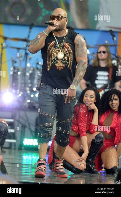 New York Ny May 27 Rapper Flo Rida And Macy Kate Perform During Abc