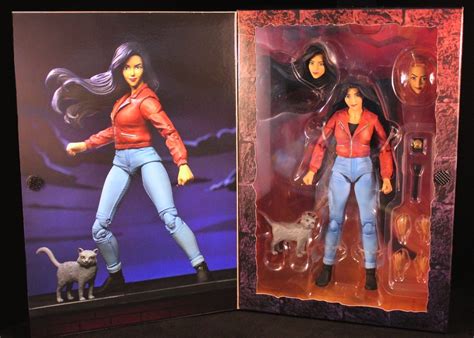 She S Fantastic Gargoyles ELISA MAZA