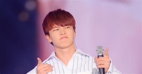 [포토] 비투비 육성재 우리 팬들 엄지 척