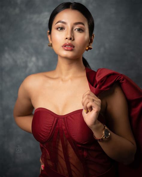 Surabhi Das Wonder Woman Superhero Women