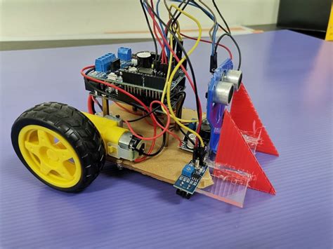 Stem Sumo Robot Ciptaan Pelajar Kkmg Menang Pertandingan Stem Utusan
