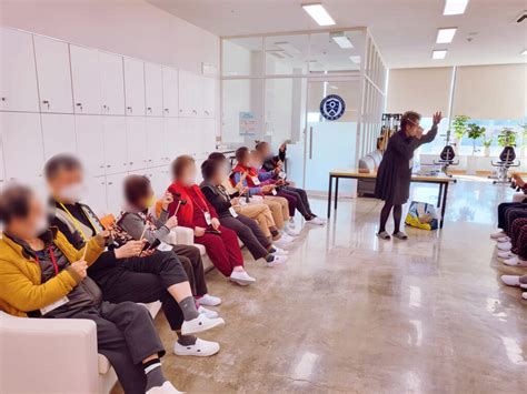 음악활동] 딸랑딸랑 핸드벨 합주 봄연세데이케어센터 부천 주간보호센터