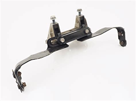1402421340 - Gearbox mounting bracket with exhaust holders | 1550