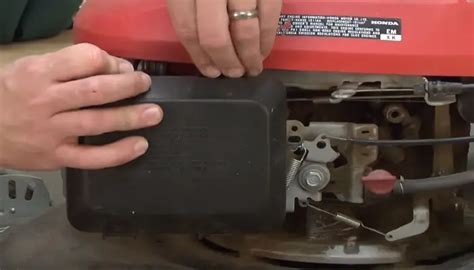 Where Is the Carburetor on a Lawn Mower & How It's Look Like?