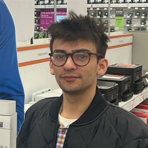 Edwin Hernandez Itsedwinh • Threads Say More