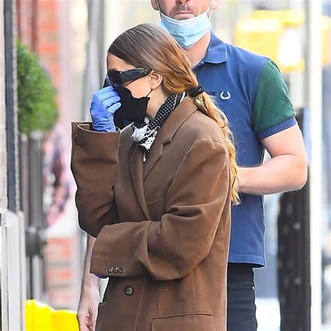 The Most Stylish Celebrities In Face Masks From Joan Collins To
