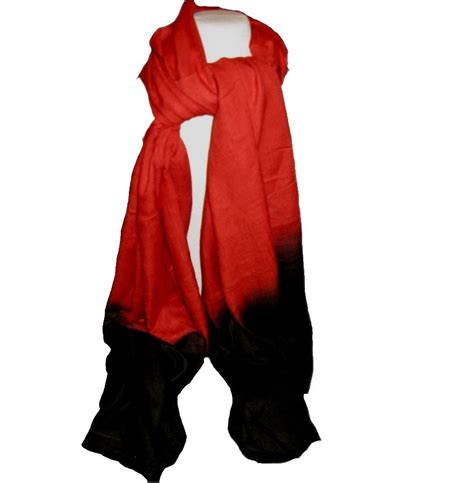 Red Scarf Le Marrakech Store