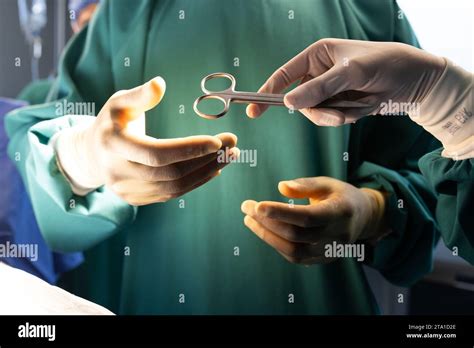 Surgical Tool Hi Res Stock Photography And Images Alamy