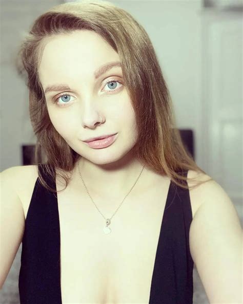 Good Eye Day Scrolller