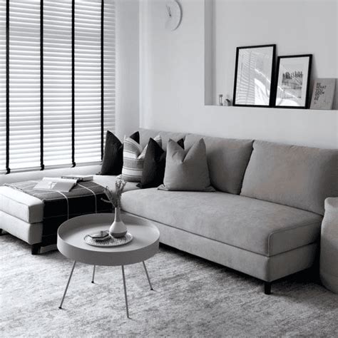 灰色沙發搭配守則，怎麼搭都好看，駕馭各種風格的灰色沙發 More Than Deco