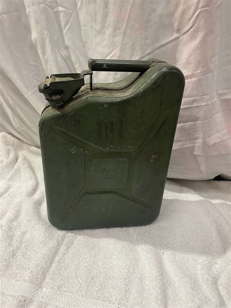 Fluid Container