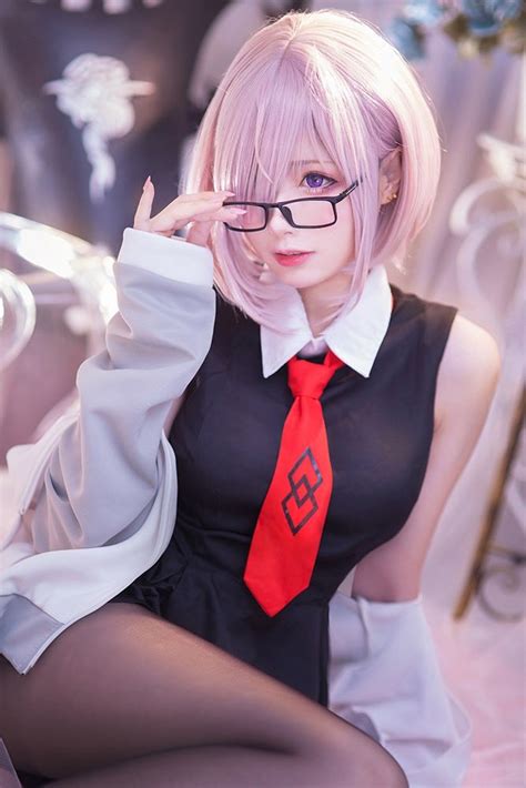 Mashu Cosplay By Monpinkmon Rcosplaygirls Mashu Cosplay By Monpinkmon Rcosplaygirls
