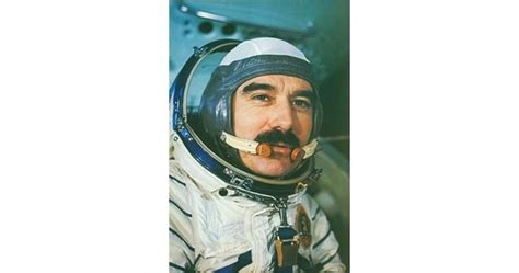 Утре отбелязват 45-годишнината от полета на първия български космонавт ...