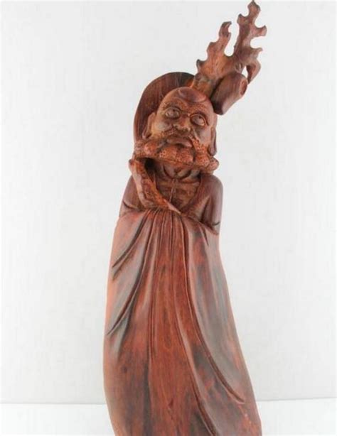 學徒根雕作品被師傅批一怒之下毀掉自己的根雕 每日頭條