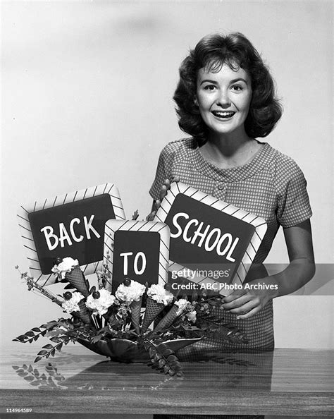Show Shelley Fabares Gallery Shoot Date June 11 1960 Shelley