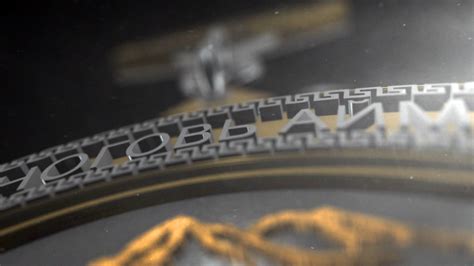 Алдарт уяач тэмдэг On Behance