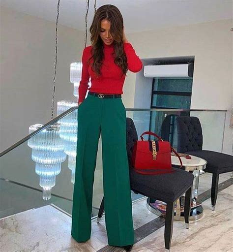 แกล้งๆ แต่งตัวธีมคริสต์มาส แมทช์สีแดง เขียว ยังไงให้ดูเป็นแฟชั่นนิสต้า