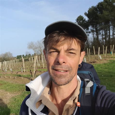 Jura “demain Nous Marcherons Ensemble” Sur Scène Il Raconte Son