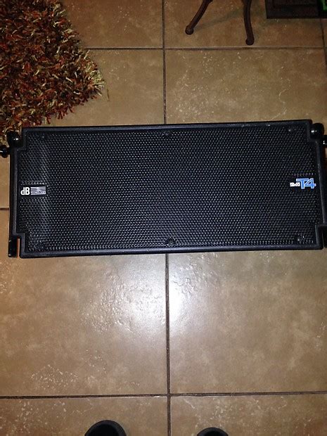 DB TECHNOLOGIES DVA T4 Reverb