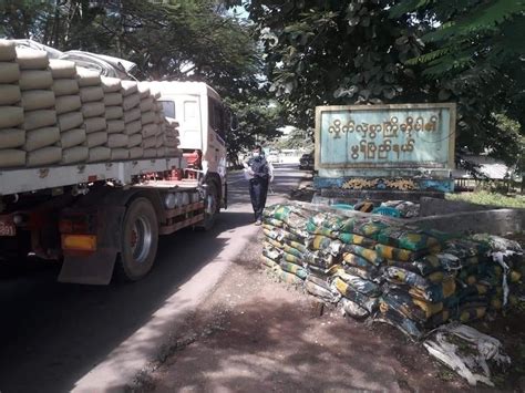 သထုံတွင် ဒုံသမိတံတားထိပ်ရှိ စစ်ကောင်စီစစ်‌ဆေးရေး ဂိတ် ၂ ခု ဒရုန်းဖြင့် တိုက်ခိုက်ခံရပြီး ထိခိုက