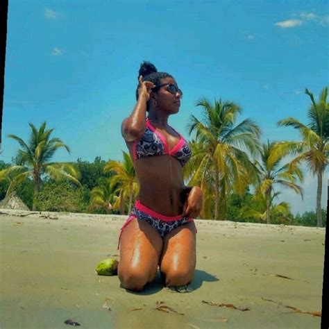 7 Hot Sexy Camila Andrea Bikini Pics