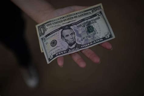 El Dólar En 2024 Así Se Proyecta La Divisa Este Año El Espectador