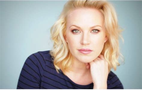 Amber Moore S Instagram Twitter Facebook On Idcrawl