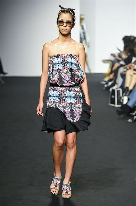 Sfw2017ss 박윤희 서울패션위크 ‘그리디어스 컬렉션 패션서울 Sfw2017ss 박윤희 서울패션위크 ‘그리디어스 컬렉션 패션서울